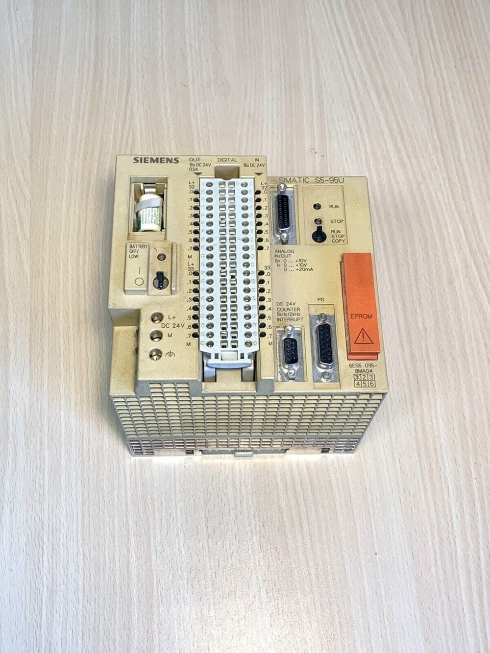 Siemens Simatic S5-95u 6es5 095 8ma04 - Electrodesfasados